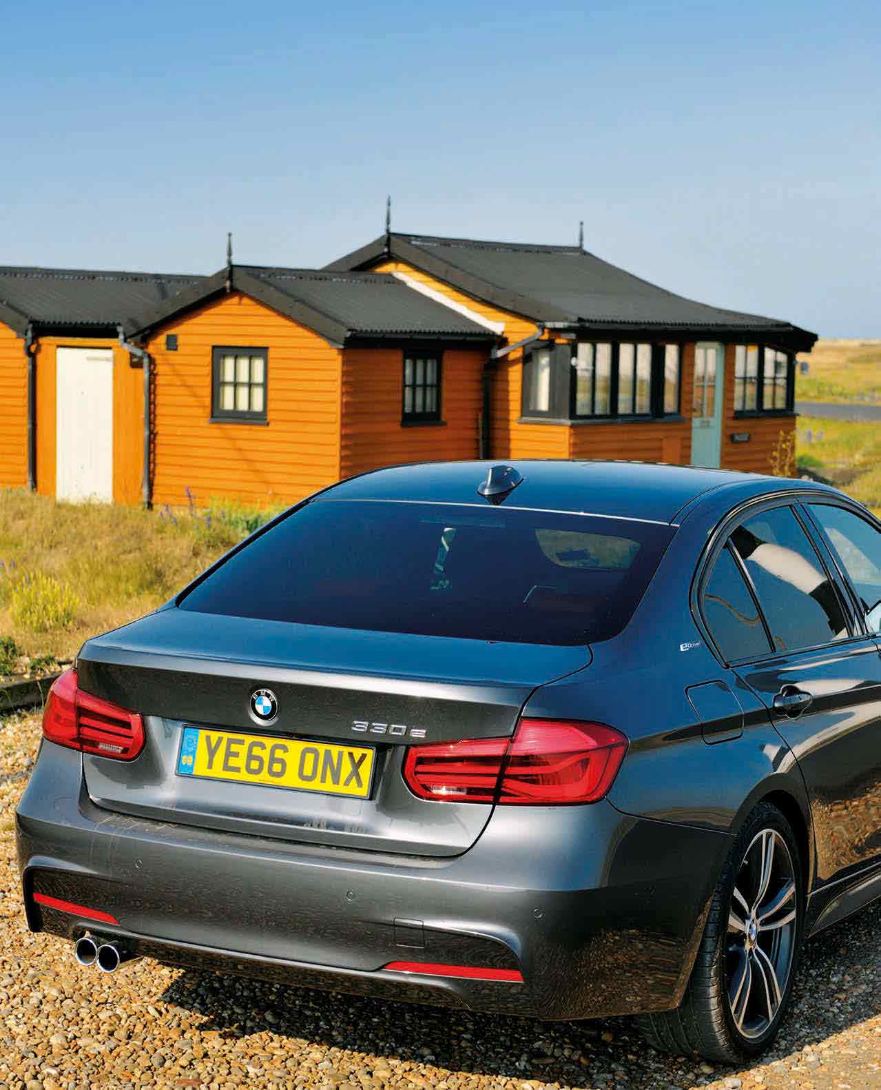 2017 BMW 330e M Sport F30 driven - Drive-My Blogs - Drive