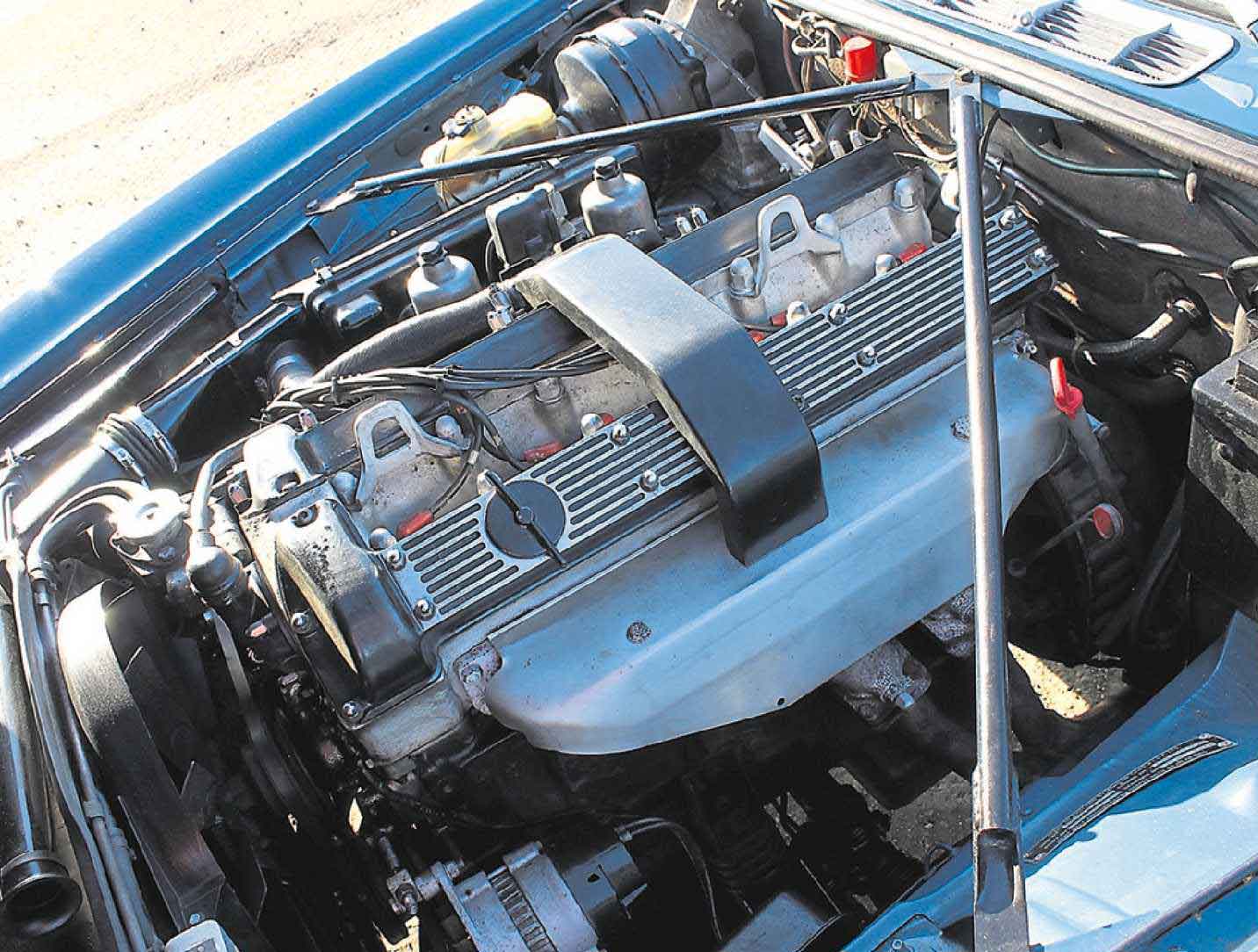 Buying Guide Jaguar XJ- Drive-My Blogs - Drive