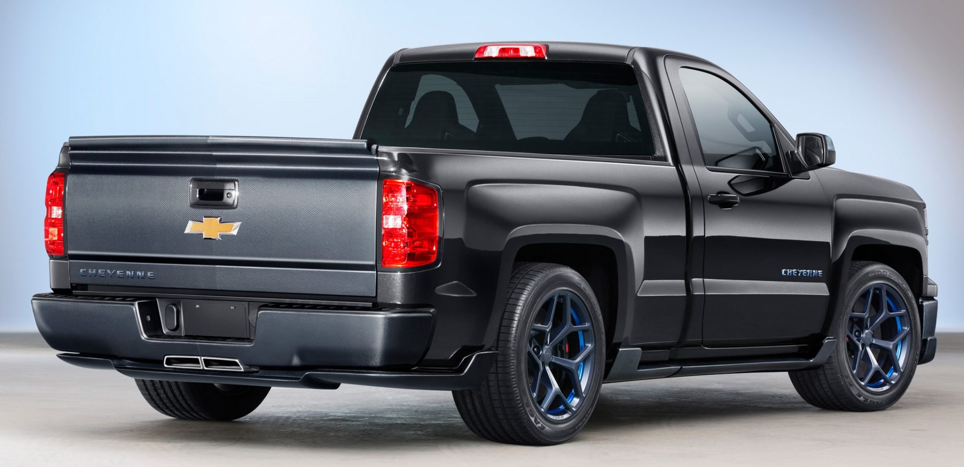 Chevrolet Silverado Cheyenne - Drive
