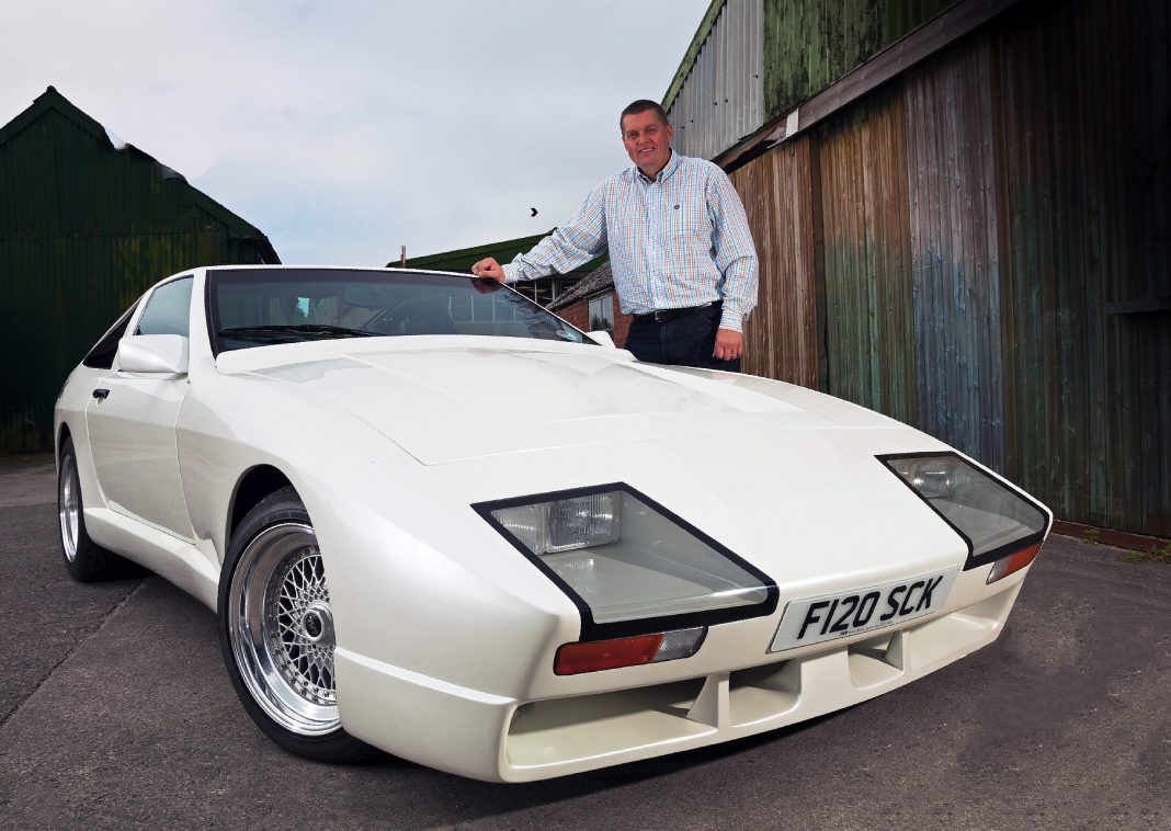 Giant restoration 1988 TVR White Elephant - Drive