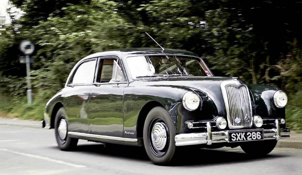 1956 Armstrong Siddeley Sapphire 234 vs. 1953 Riley Pathfinder road ...