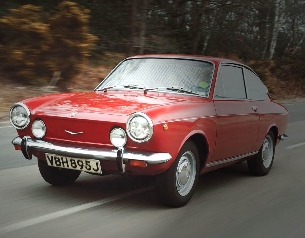 Сomparison test drive Fiat 850 Spider and Coupe Entry level sportscars ...