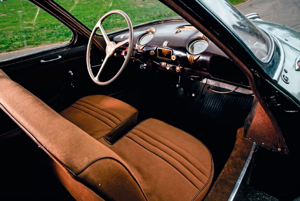 1948 Panhard Dynavia - Drive