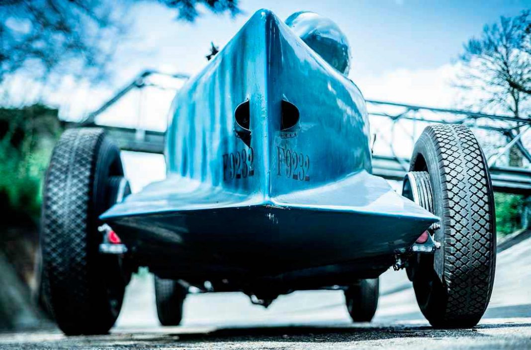 1927 Napier Blue Bird homage - Drive