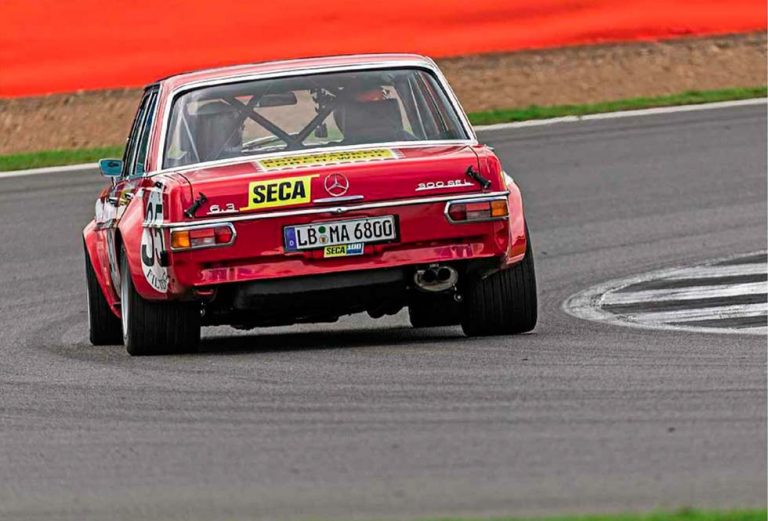 ‘Red Pig’ 1971 Mercedes–Benz 300 SEL 6.8 AMG W109 monster - Drive