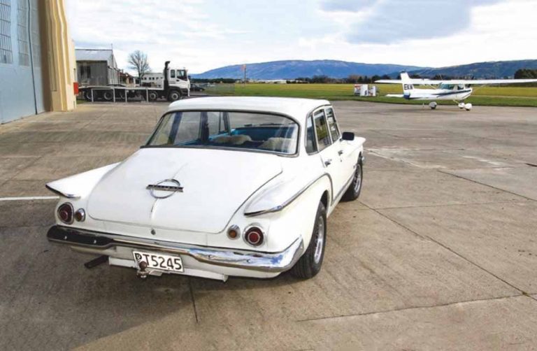 1962 Chrysler Valiant R-Series - Drive