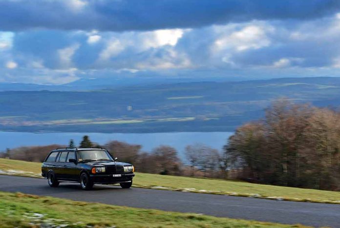 Super-rare, V8-powered 1983 Mercedes-Benz 500TE AMG S123 - Drive