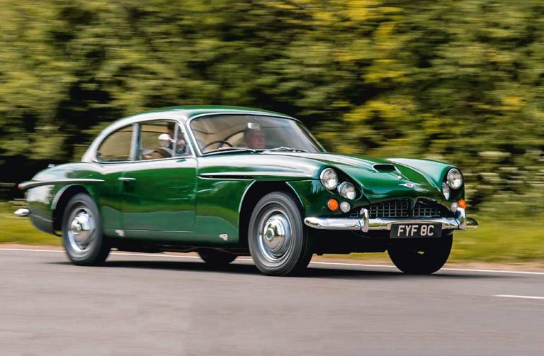 1966 Jensen CV8 Automatic MkIII - Drive